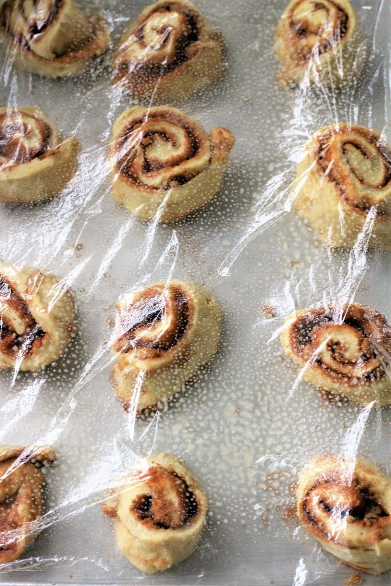 Vanilla Pudding Cinnamon Rolls - My Recipe Treasures