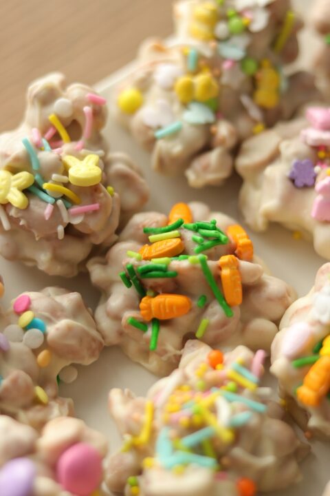 Easter Candy Clusters - My Recipe Treasures
